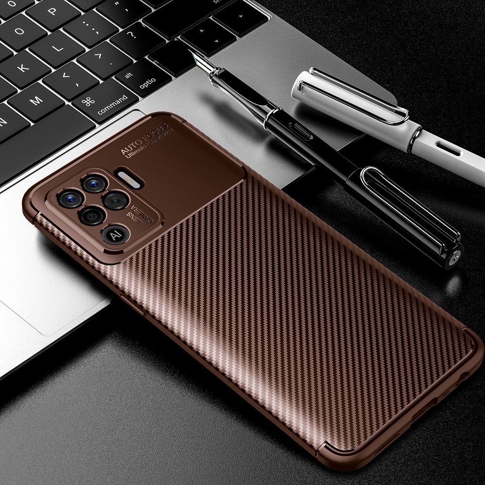 Oppo A94 Hoesje Siliconen Carbon TPU Back Cover Bruin | gsmpunt